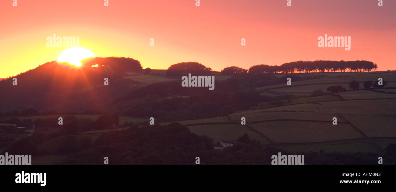Sunset from Curbar Edge, Peak District, UK Stock Photo - Alamy