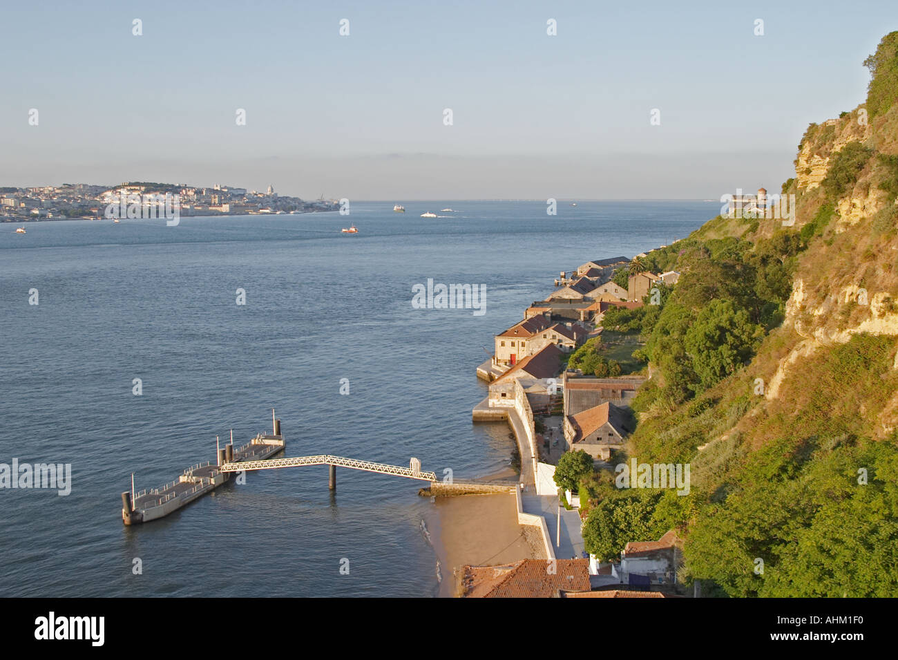 Seafront house lisbon hi-res stock photography and images - Alamy