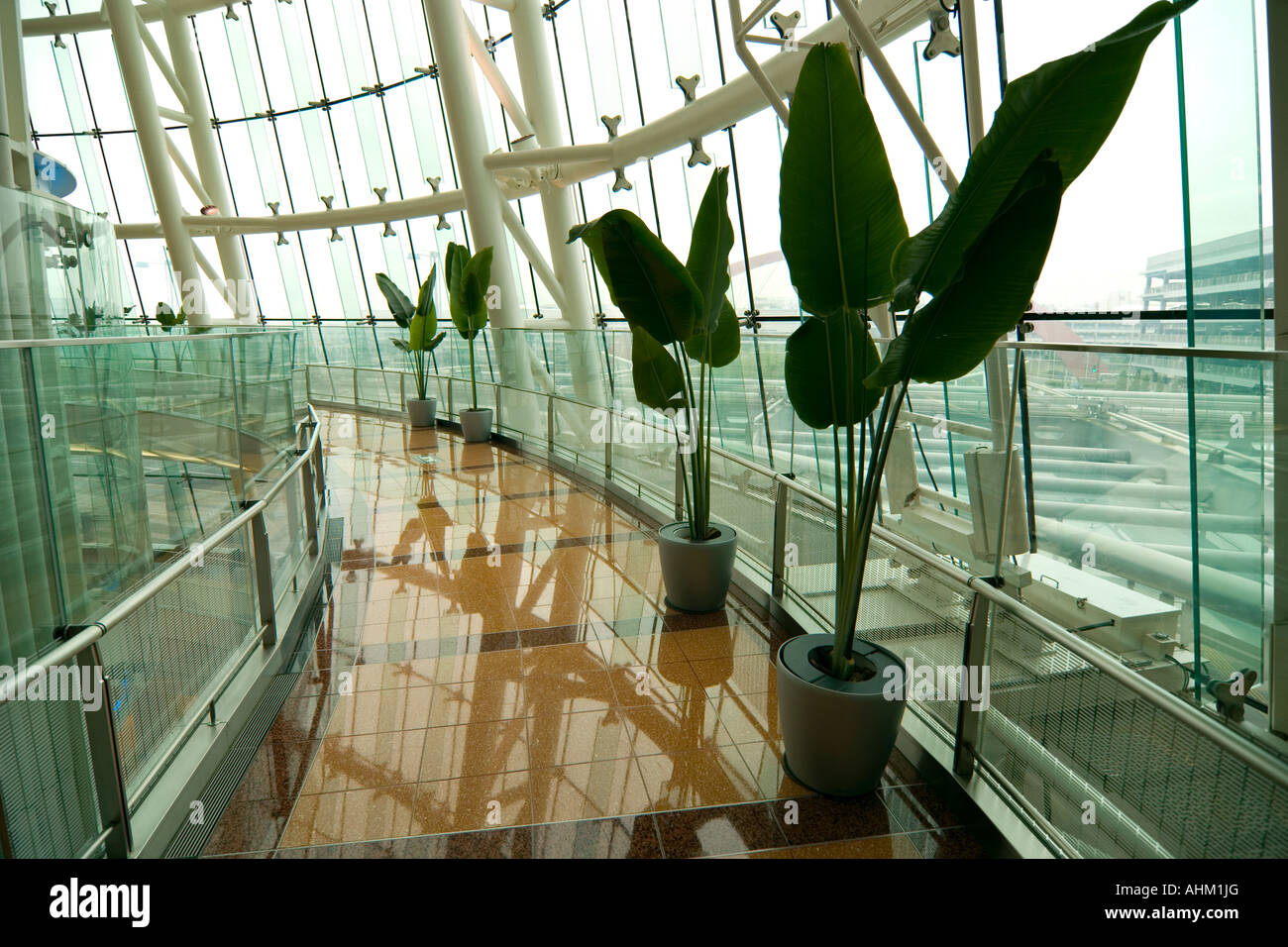 Japanese ecological architecture hi-res stock photography and images ...