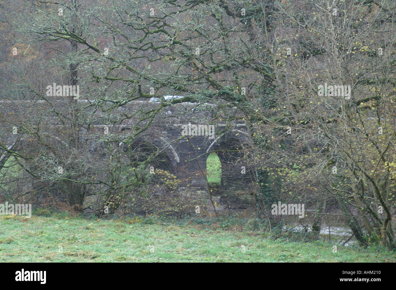 Border between devon and cornwall hi-res stock photography and images ...