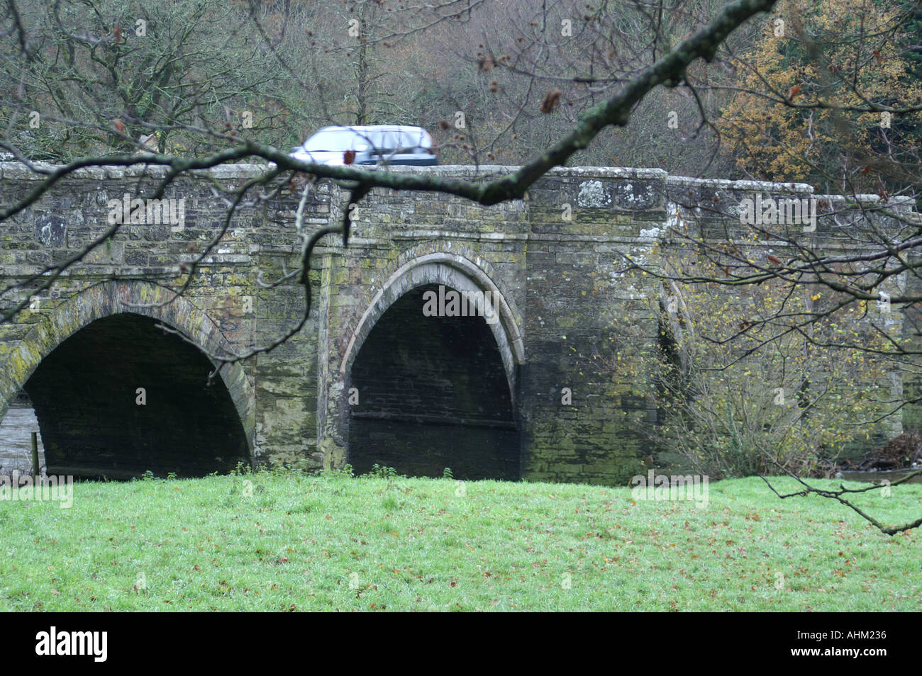Border between devon and cornwall hi-res stock photography and images ...
