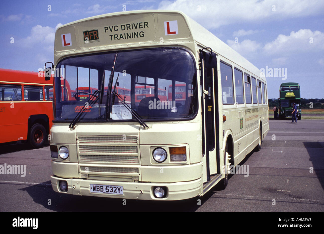 Leyland national hi-res stock photography and images - Alamy