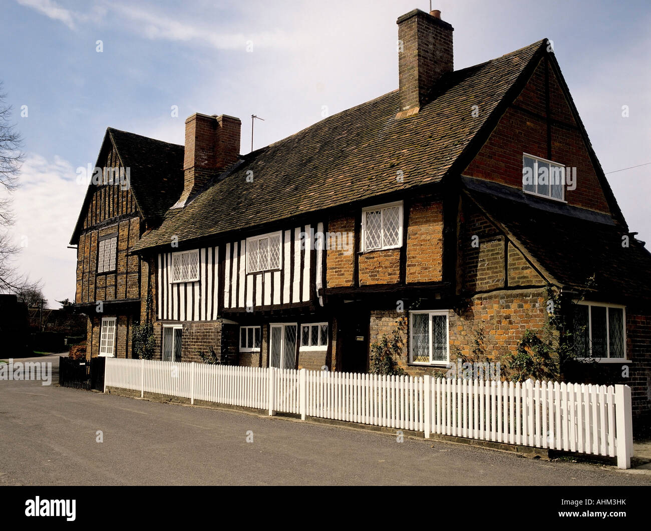 brick built house in countryside Stock Photo - Alamy