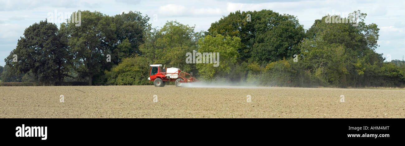 Uncultivated arable land hi-res stock photography and images - Alamy