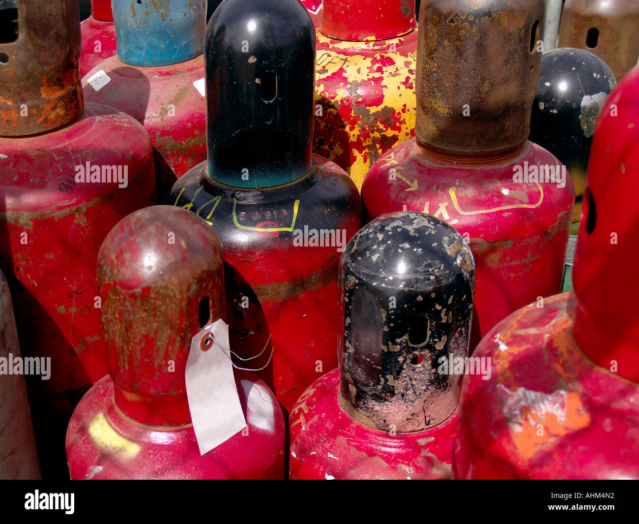 Hydrogen pressure tanks hi-res stock photography and images - Alamy