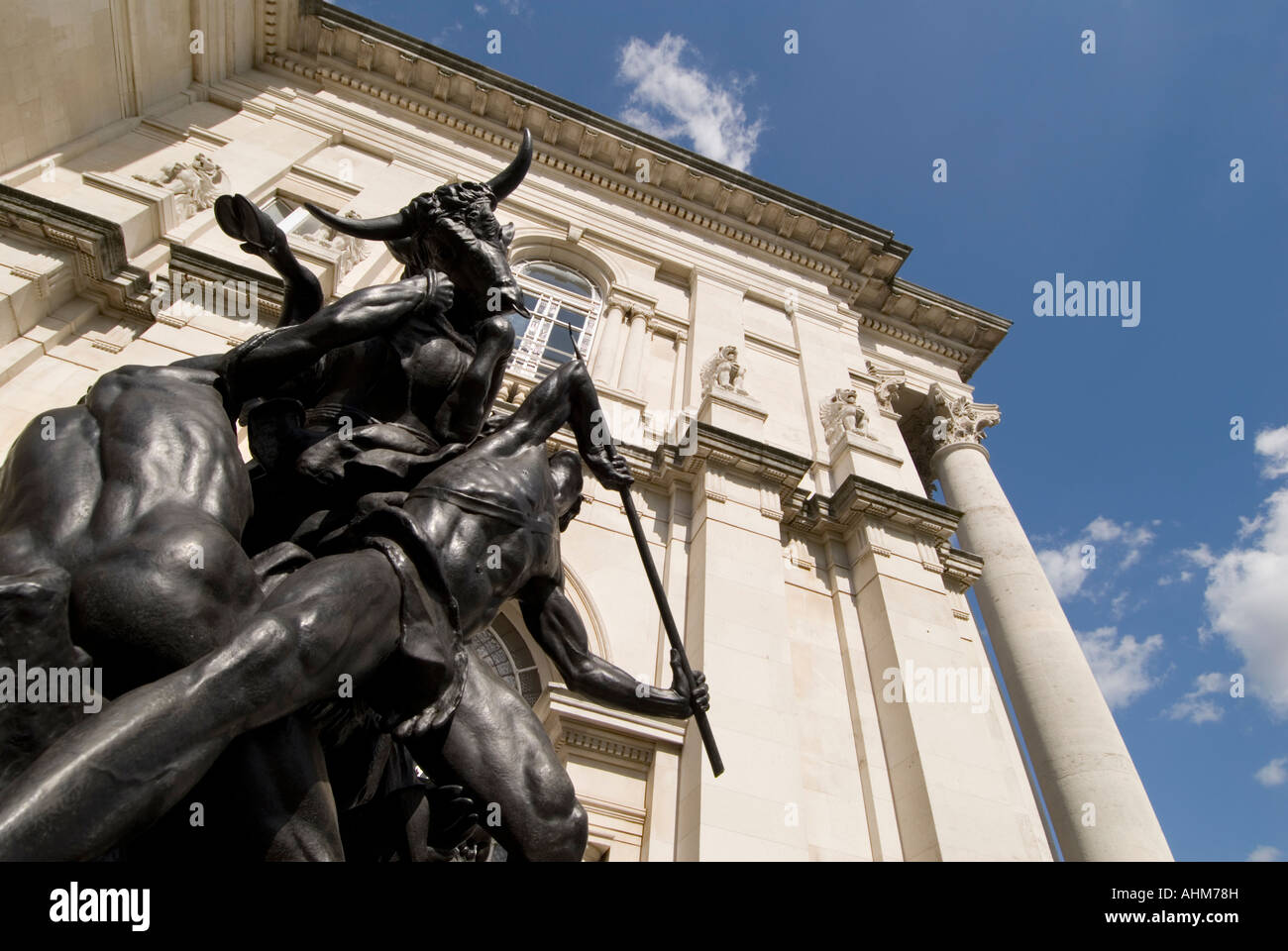 Bronze sculpture outside tate britain hi-res stock photography and ...