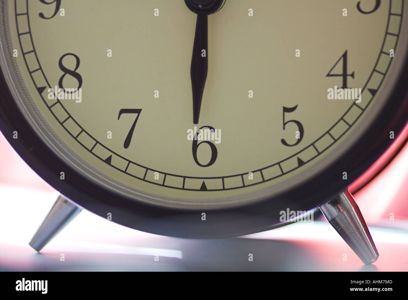 6pm clock hi-res stock photography and images - Alamy