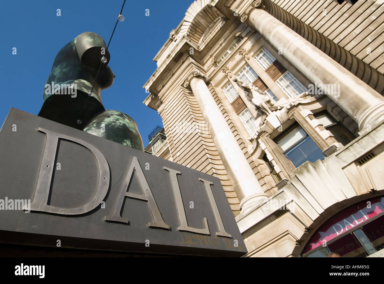 Dali Universe exhibition building on the Embankment in central London ...