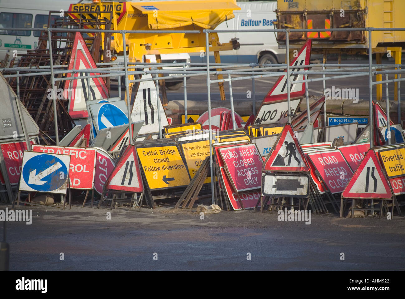 road sign roadsign traffic cone traffic cone contraflow contra flow ...