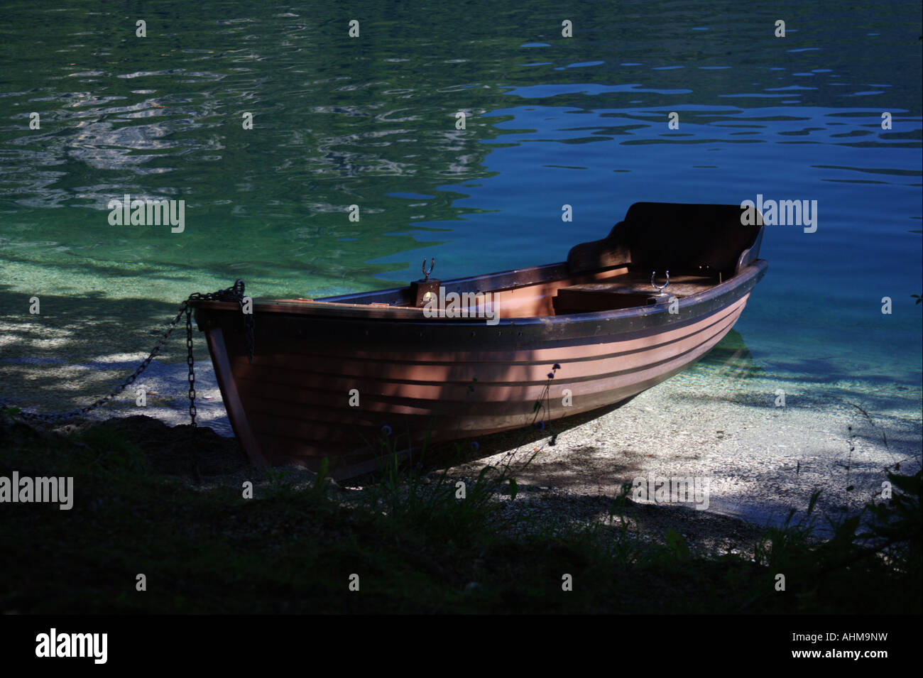 Lightweight rowing boat hi-res stock photography and images - Alamy