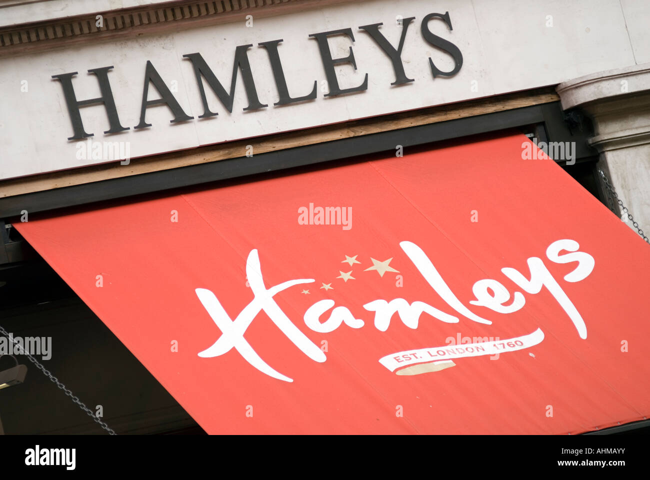 Hamleys toy store in london hi-res stock photography and images - Alamy
