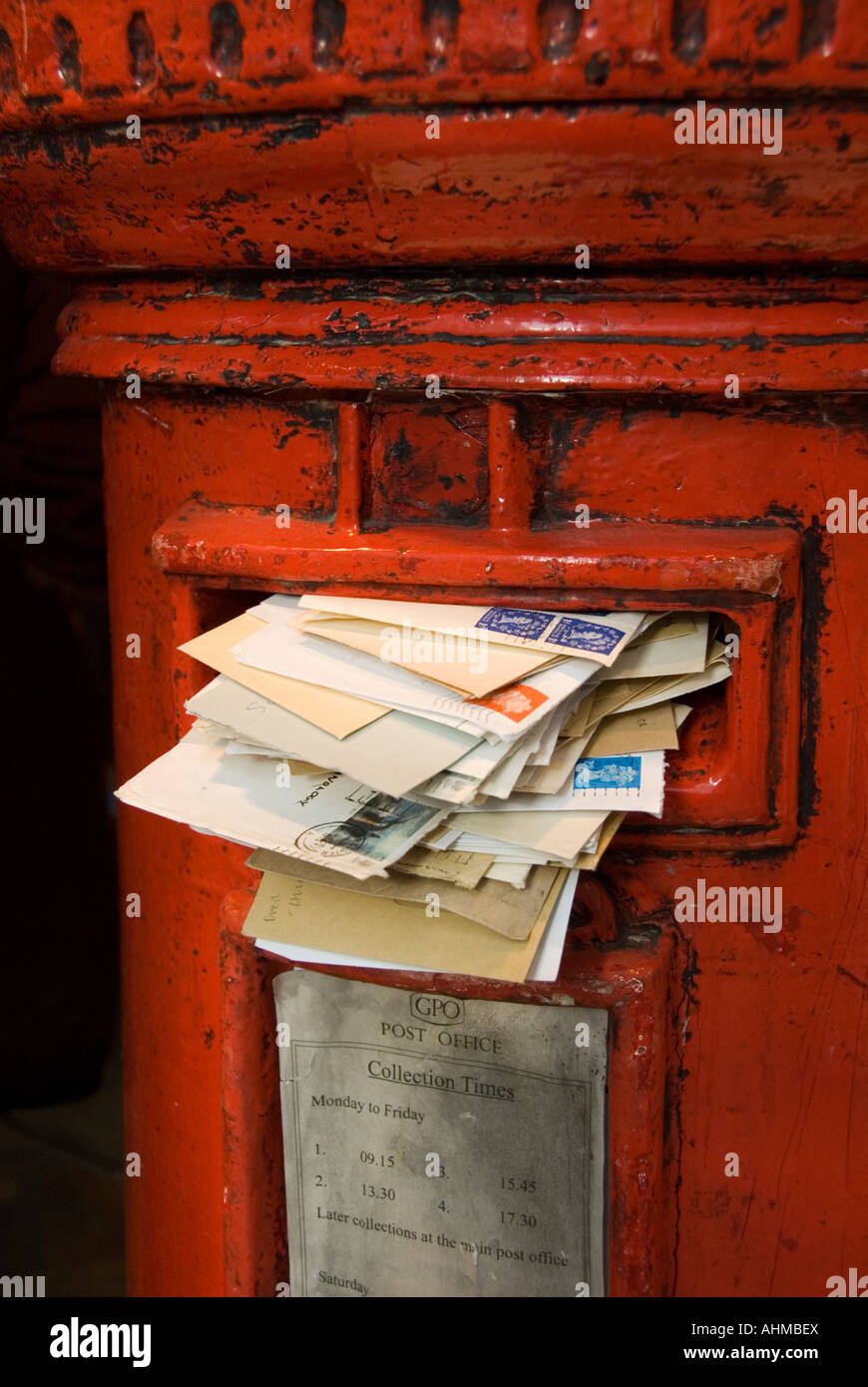 Uk mail pile hi-res stock photography and images - Alamy