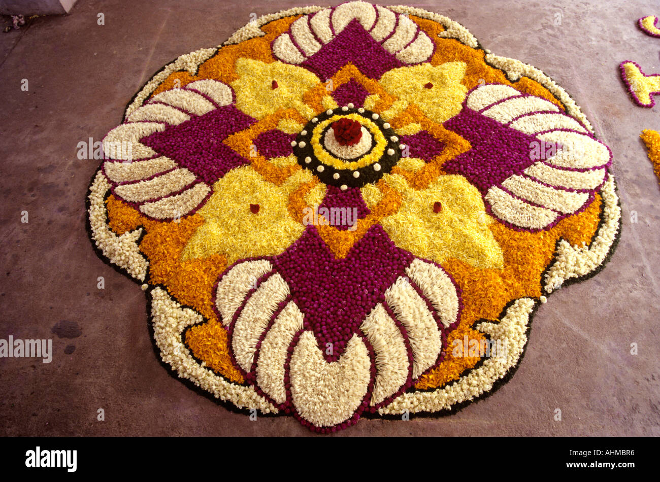 POOKKALAM FLORAL DECORATIONS DURING ONAM IN KERALA Stock Photo - Alamy