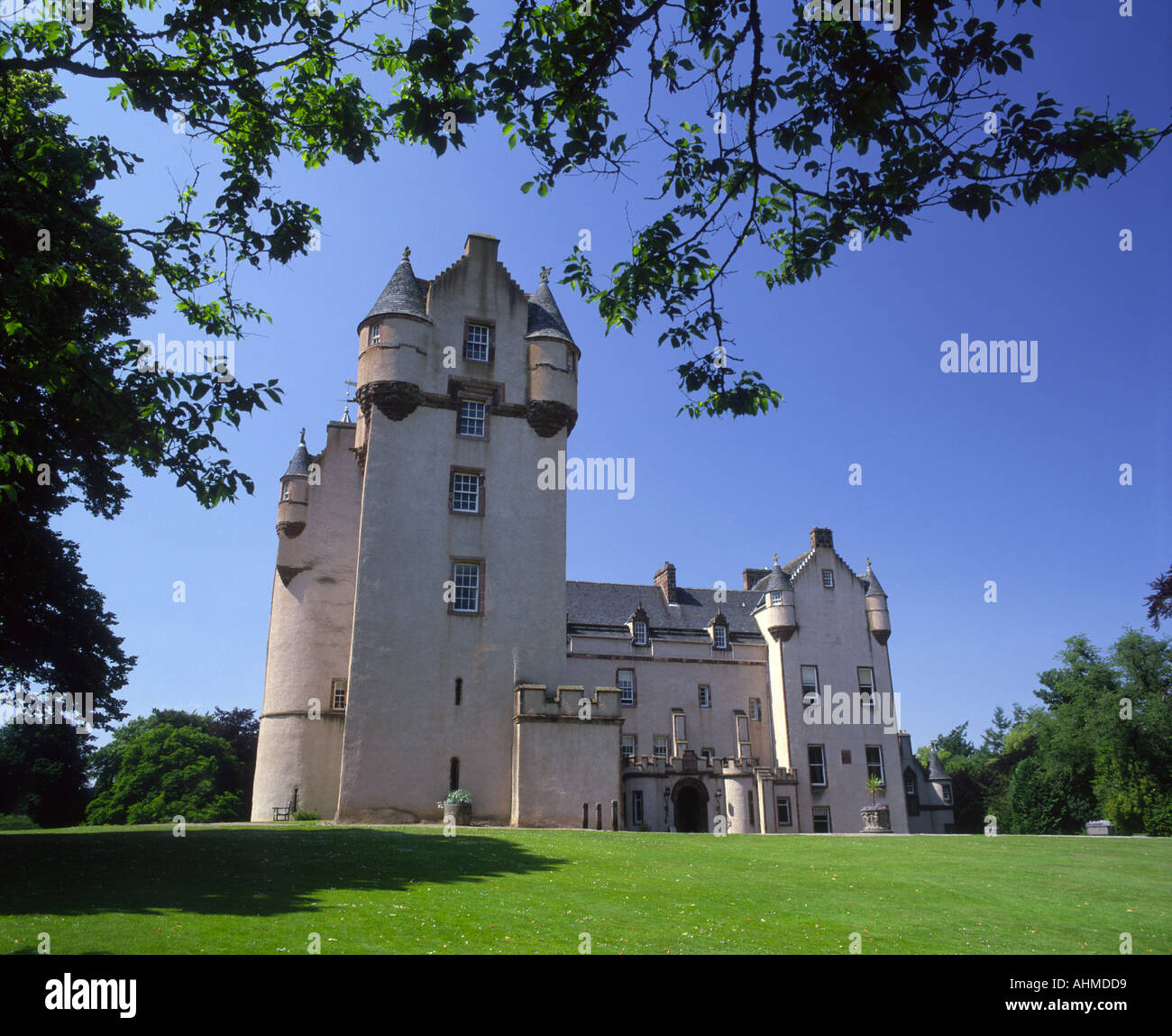 Family, crathes castle hi-res stock photography and images - Alamy