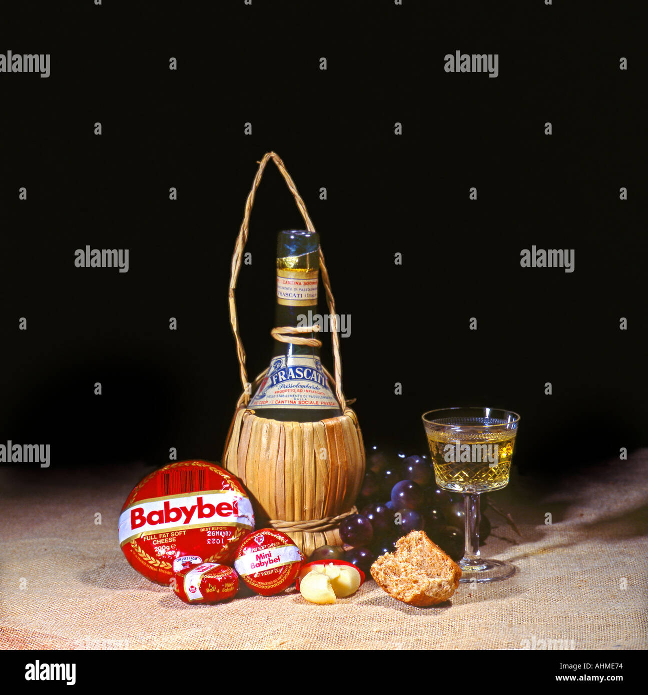 Baby bell cheese hi-res stock photography and images - Alamy