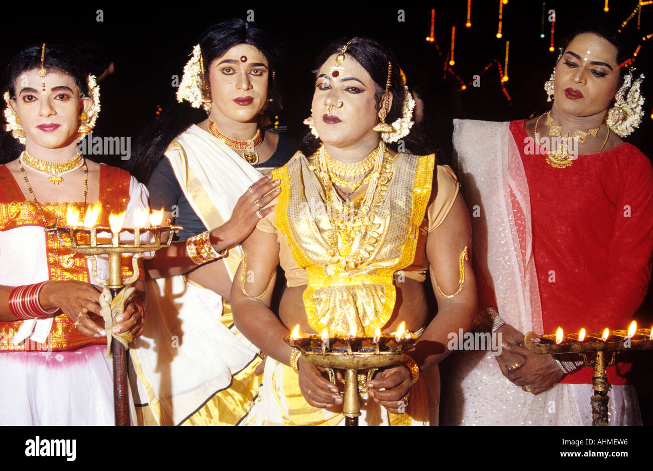 CHAMAYA VILAKKU IN KOTTANKULANGARA TEMPLE NEAR QUILON KERALA Stock ...