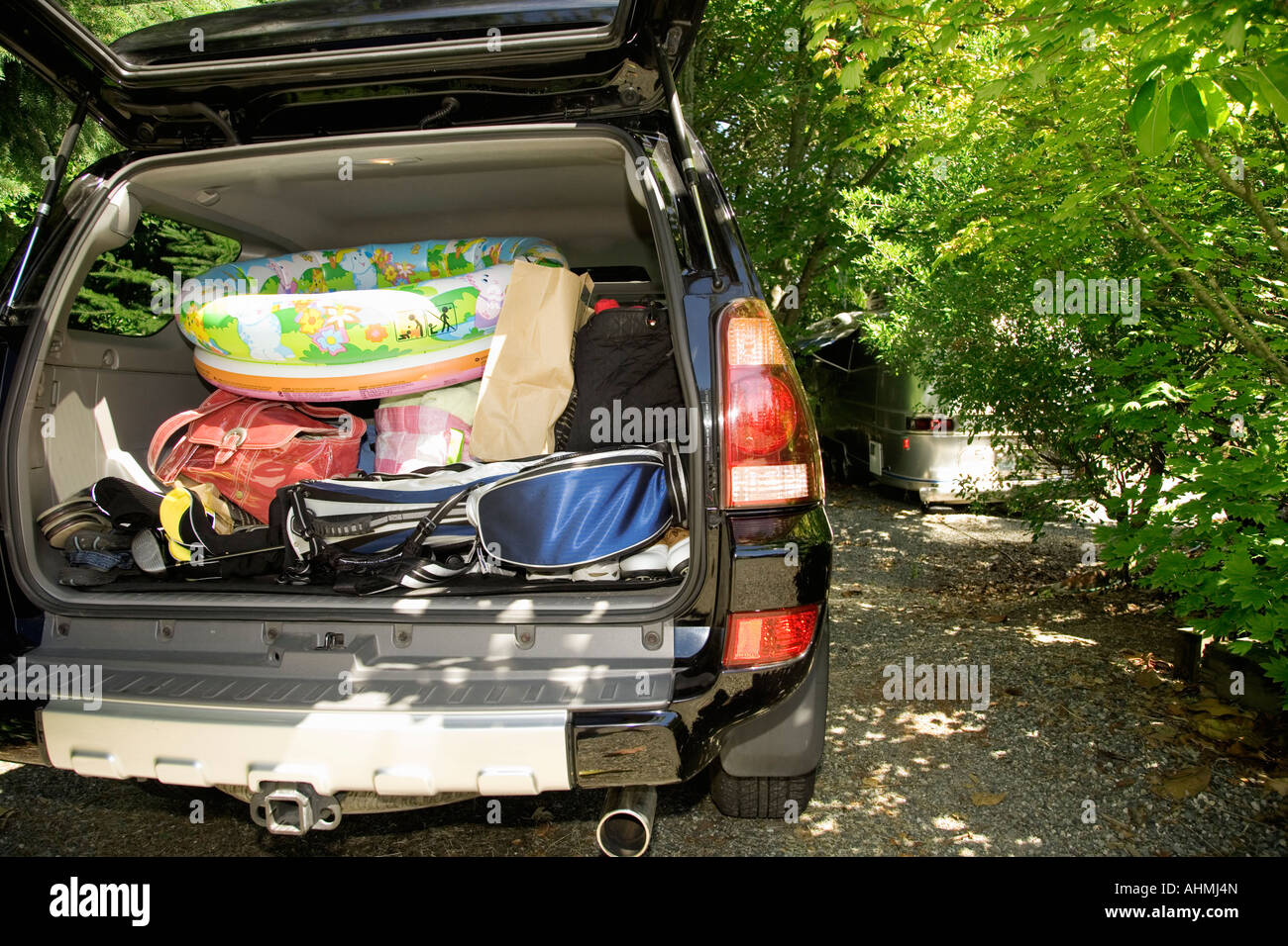 Car packed camping hi-res stock photography and images - Alamy