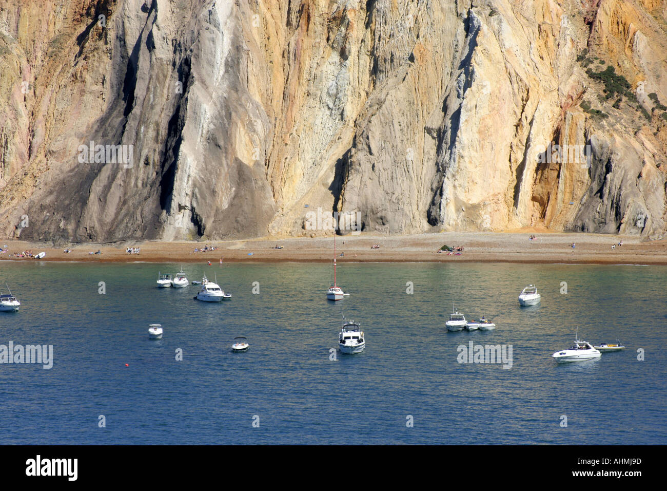Alum bay boats hi-res stock photography and images - Alamy