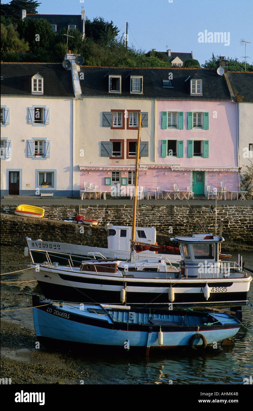 Sauzon village Belle Île en Mer island Brittany France Stock Photo - Alamy
