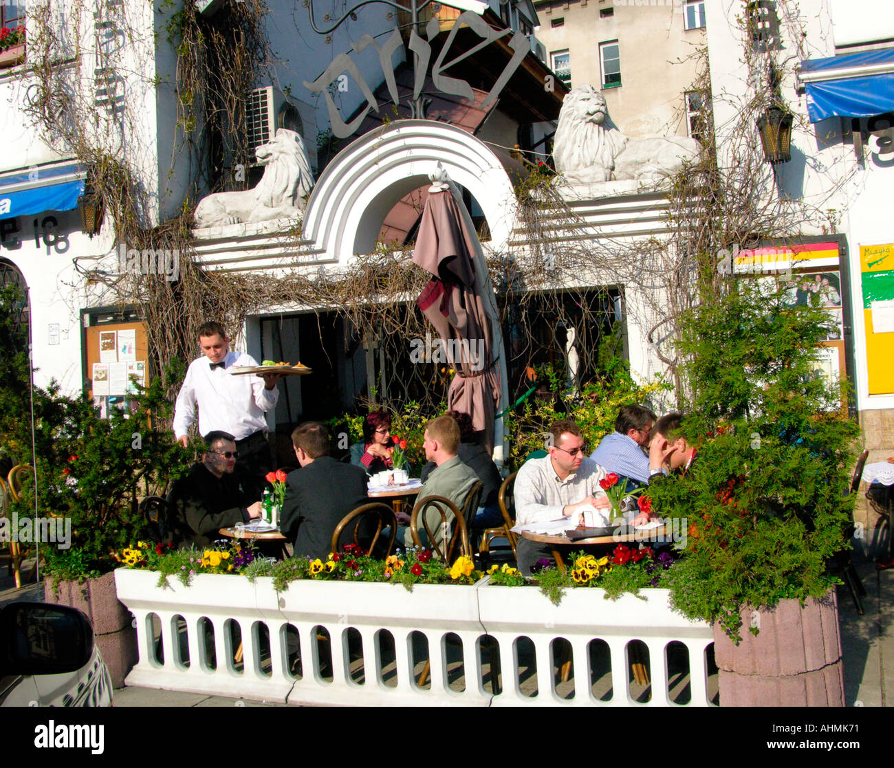 Jewish restaurant hi-res stock photography and images - Alamy