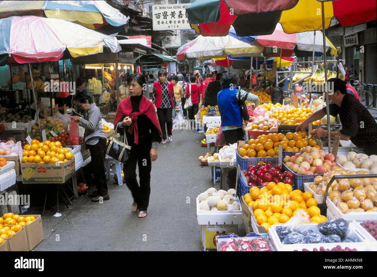 Macau food market hi-res stock photography and images - Alamy