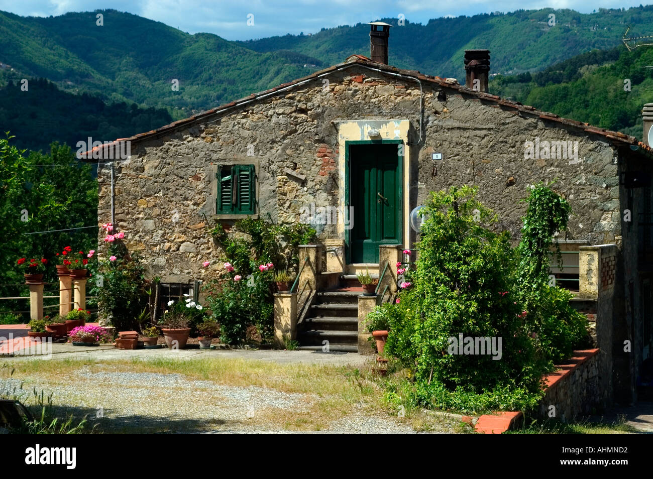 Volterra italy historic town mediterranean tuscany old farm hi-res ...