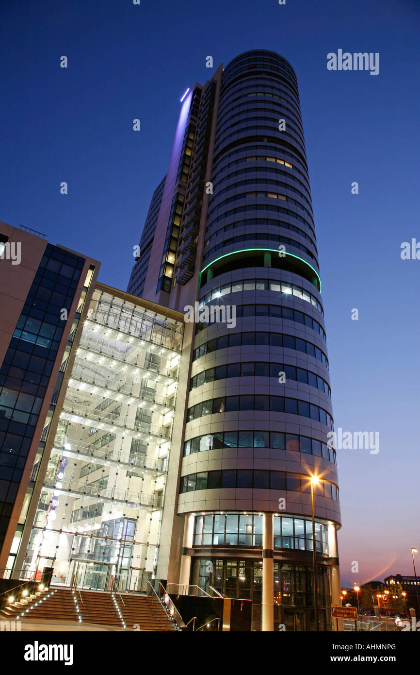 Bridgewater place skyscraper building hi-res stock photography and ...