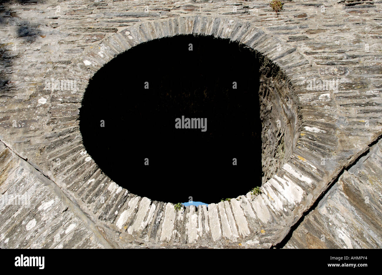 Structural hole hi-res stock photography and images - Alamy