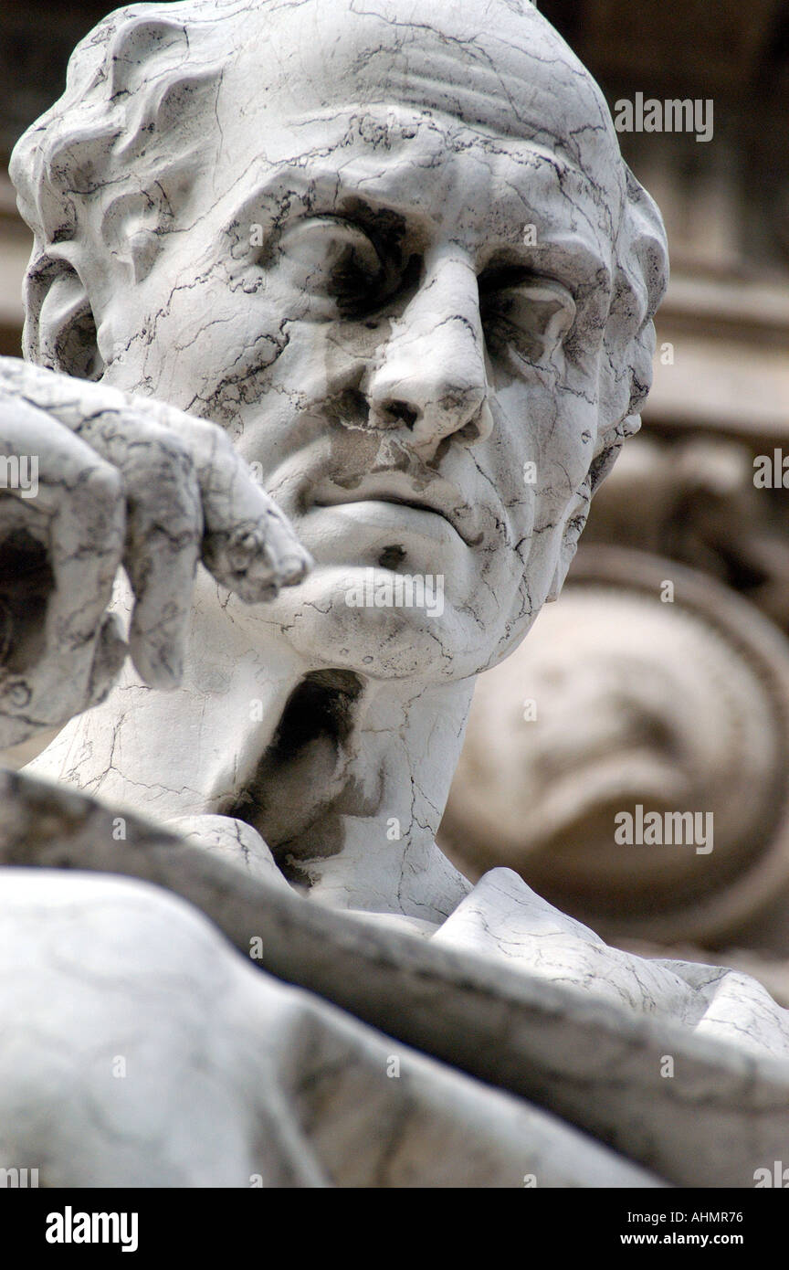 Statue Rome Italy Stock Photo - Alamy