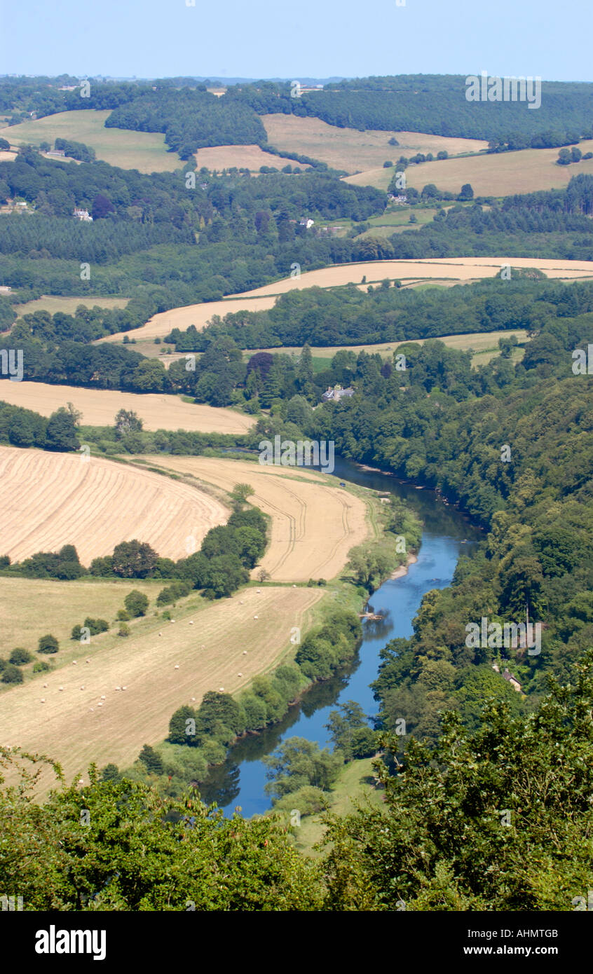 View from the Whitestone viewpoint above Llandogo in the River Wye ...