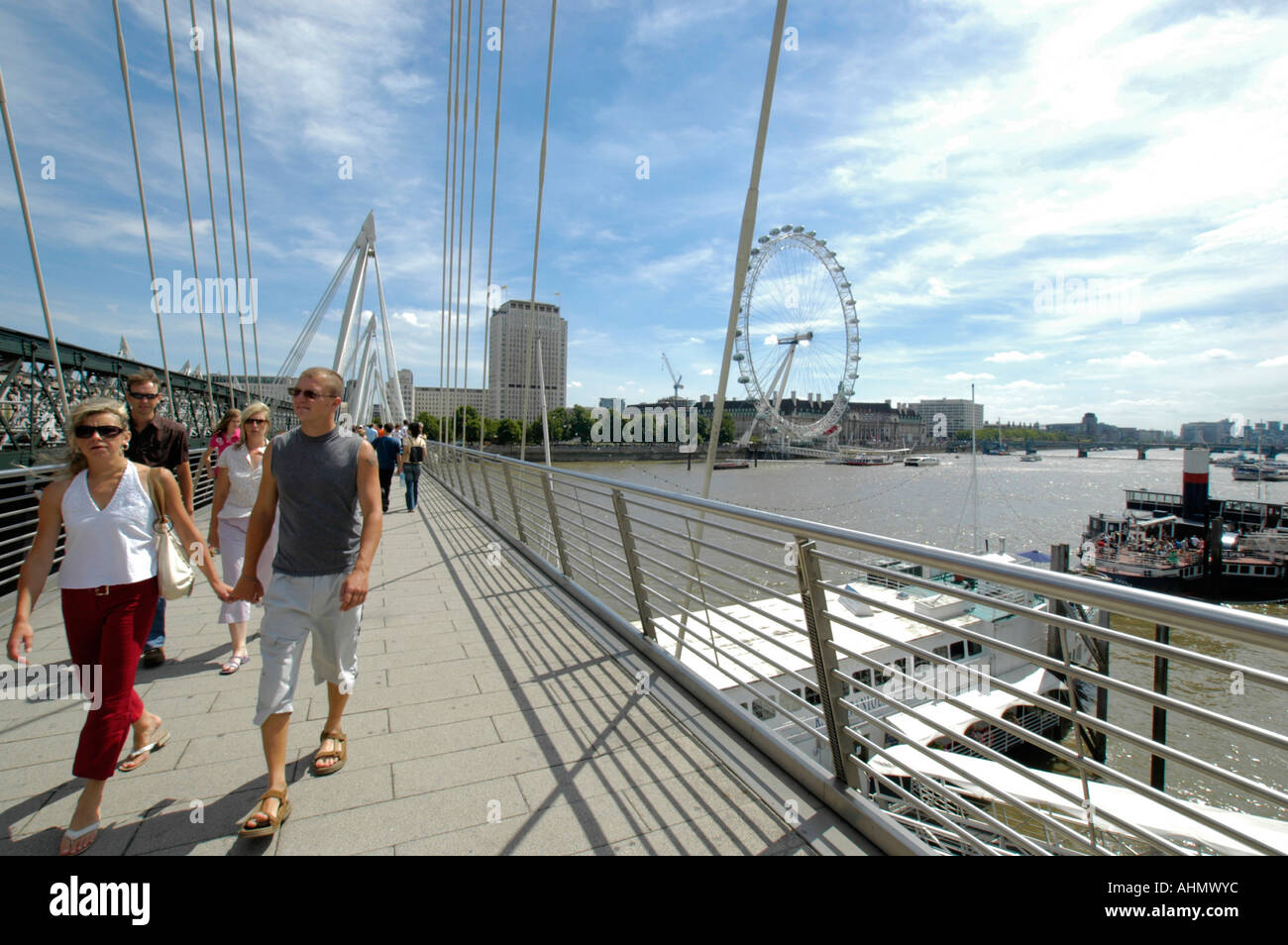 Golden Jubilee Bridge, London, England Stock Photo - Alamy