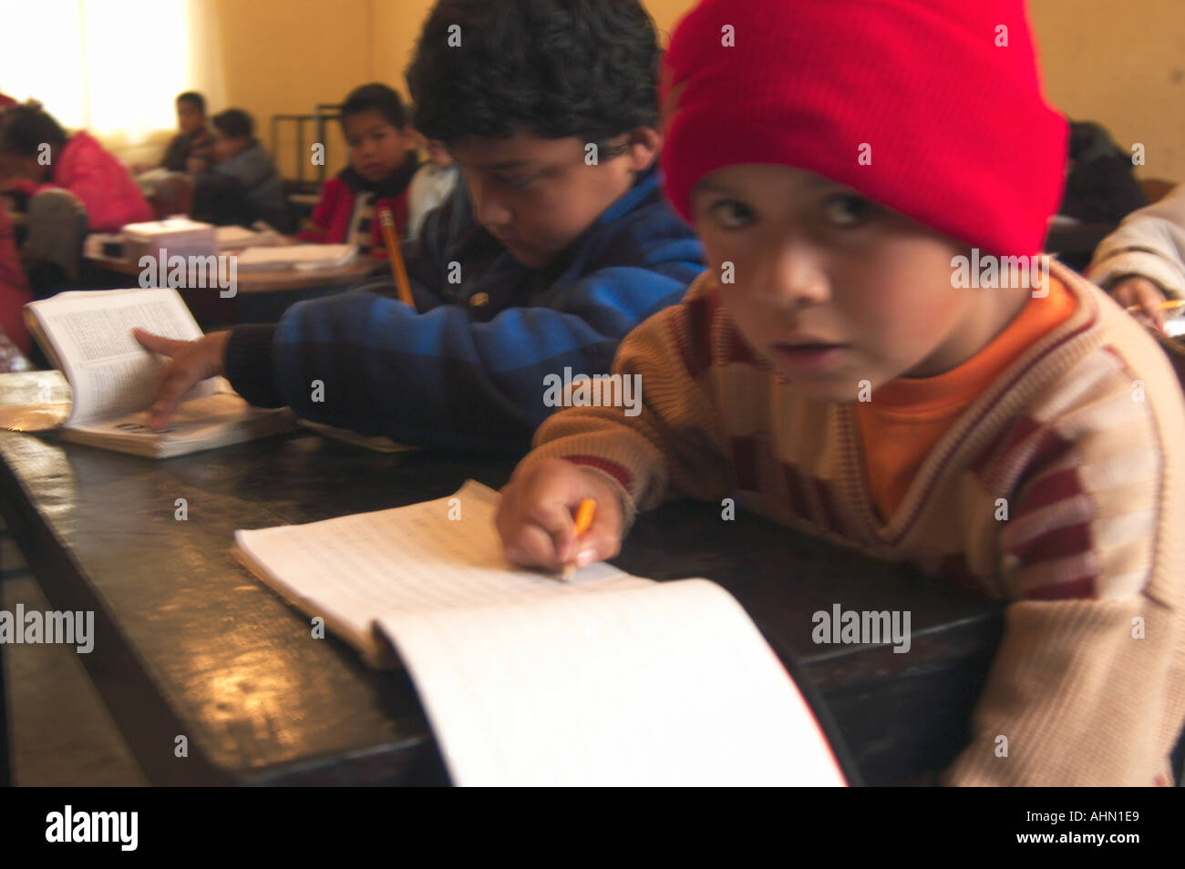 Mexico students teacher children hi-res stock photography and images ...