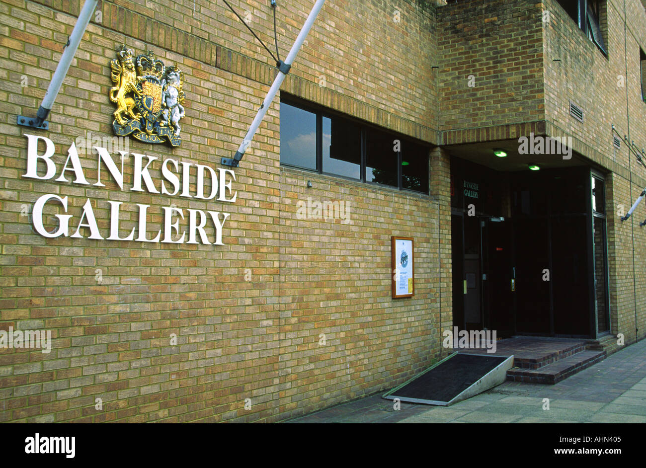 Bankside Gallery London High Resolution Stock Photography and Images ...