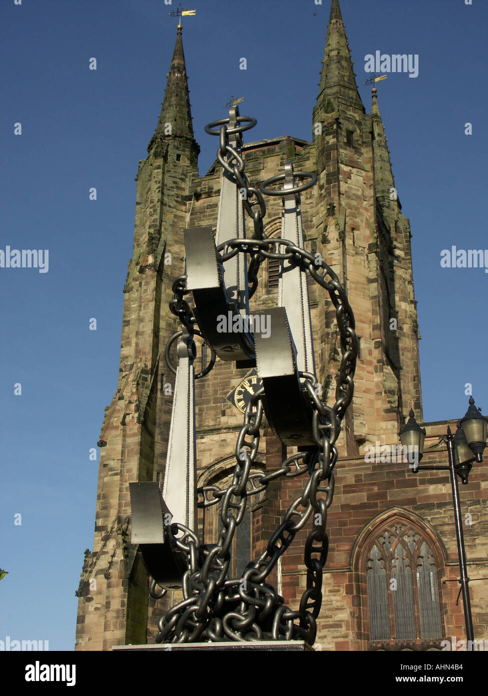 St Editha's church and Colin Grazier Memorial in Tamworth Stock Photo ...