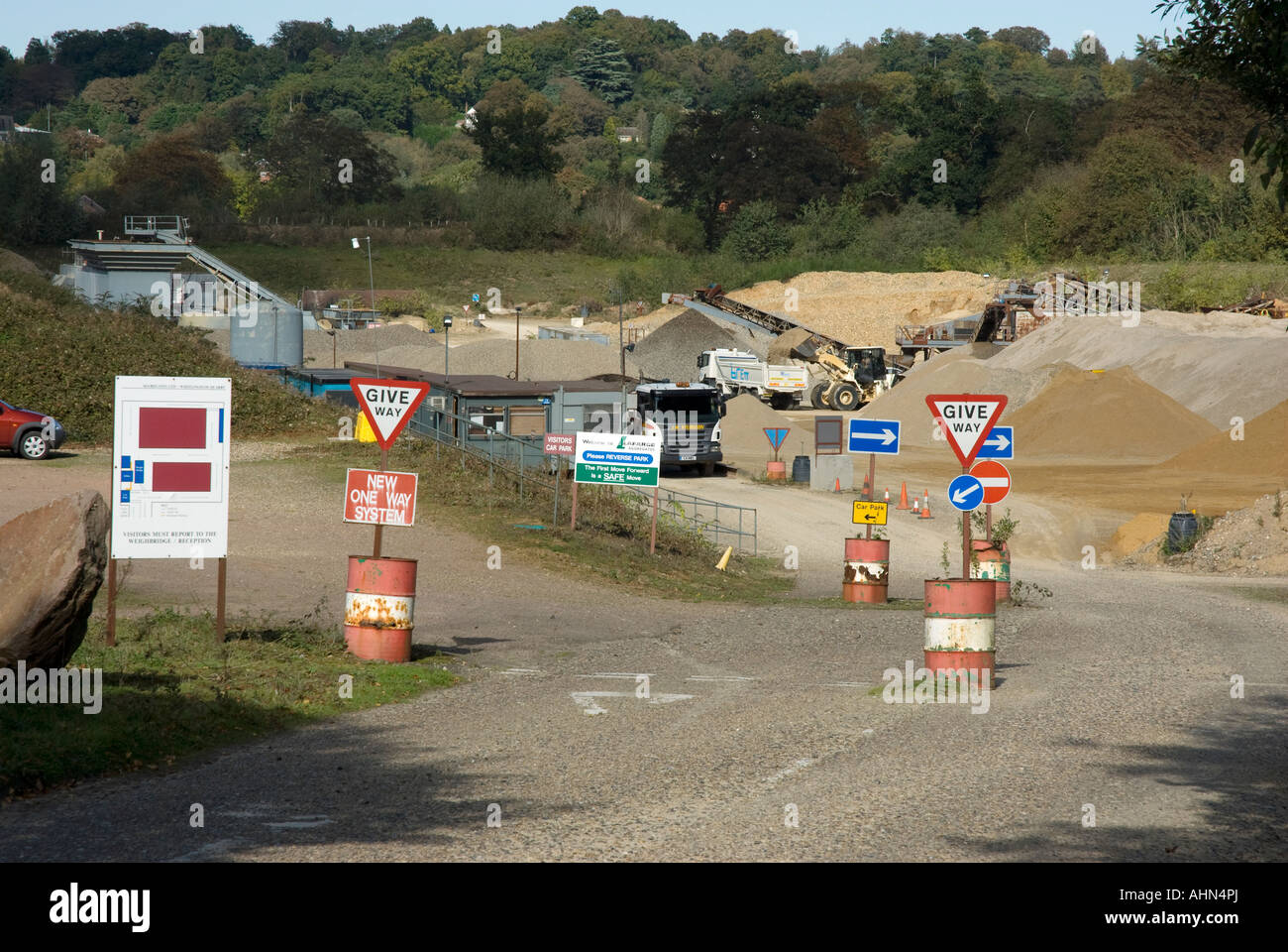 Pit signs hi-res stock photography and images - Alamy