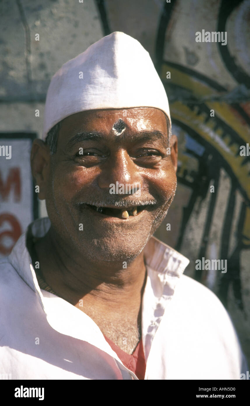 Indian servant hi-res stock photography and images - Alamy