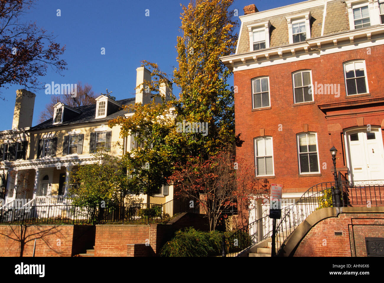 Georgetown private homes buildings hi-res stock photography and images ...