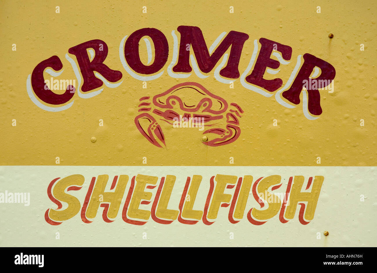 Cromer painted shellfish sign with crab Stock Photo - Alamy