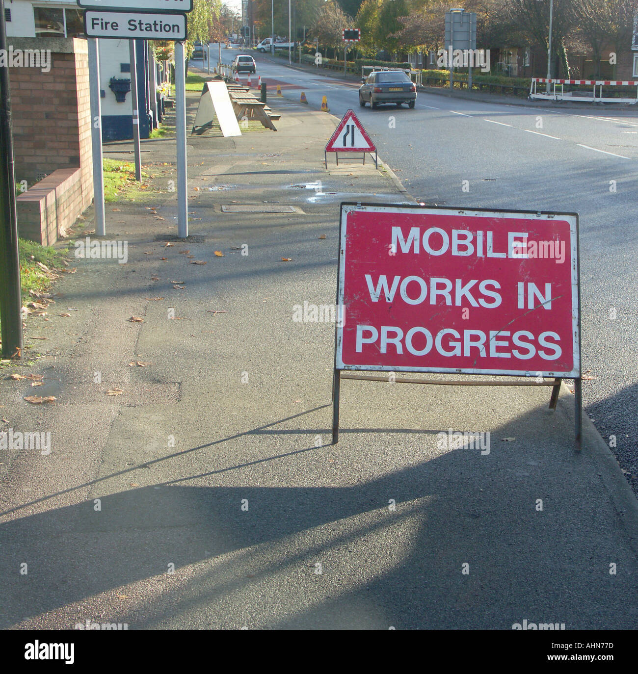 Mobile roadworks sign hi-res stock photography and images - Alamy