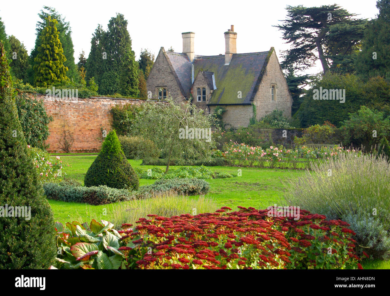 Newstead abbey rose gardens hi-res stock photography and images - Alamy
