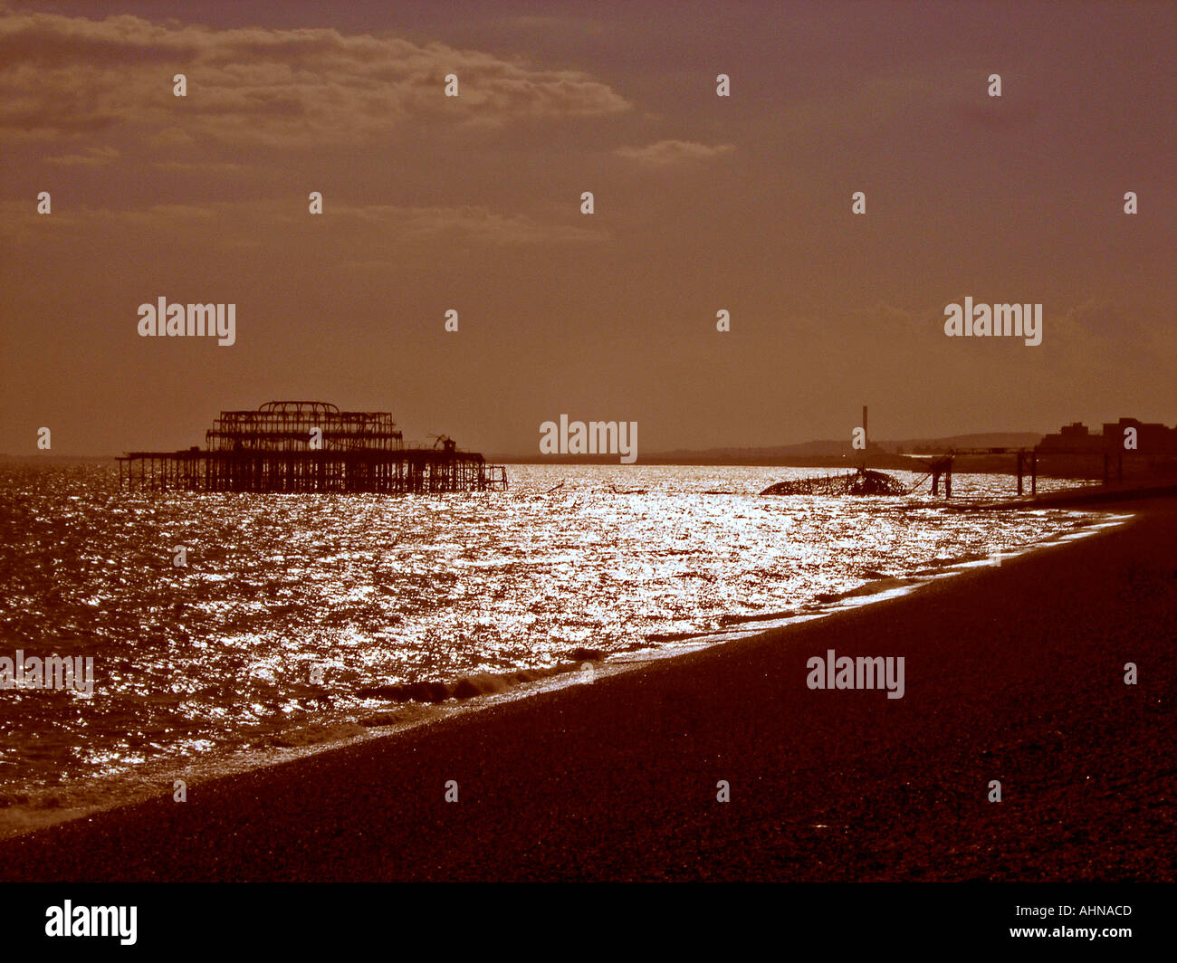 Burnt sunset hi-res stock photography and images - Alamy