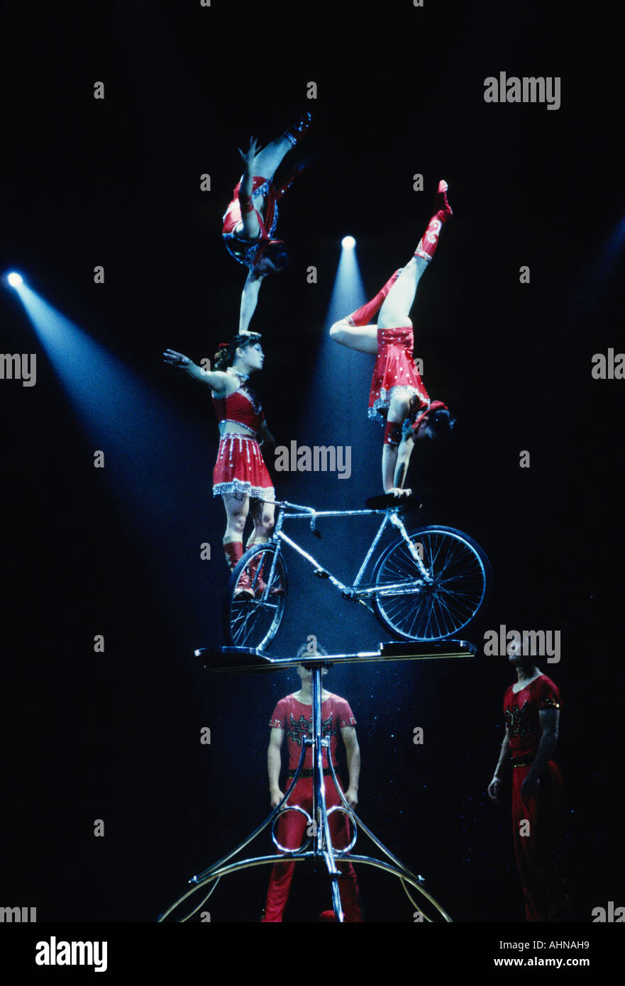 Balancing act hi-res stock photography and images - Alamy