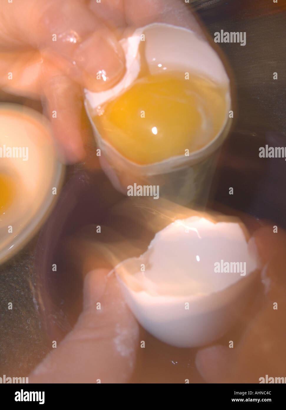 Separating eggs hi-res stock photography and images - Alamy