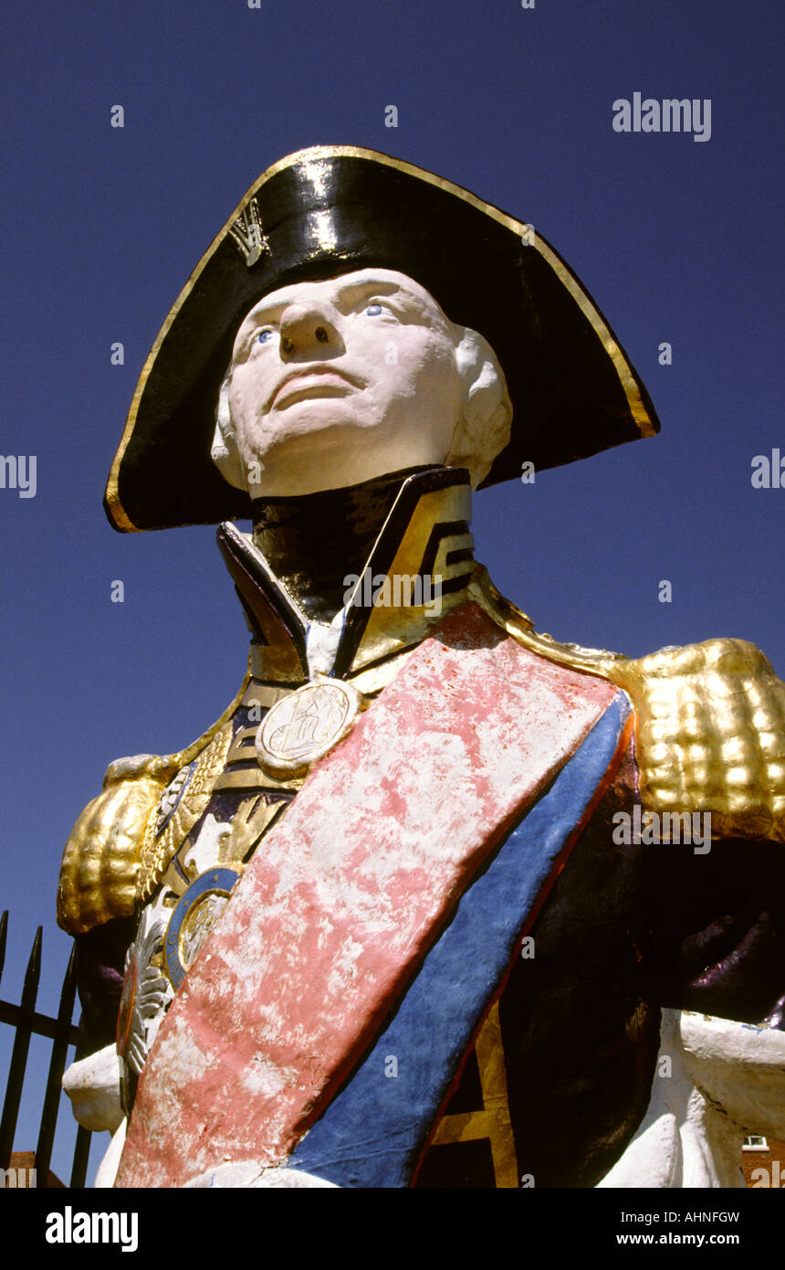 Horatio nelson figurehead hi-res stock photography and images - Alamy
