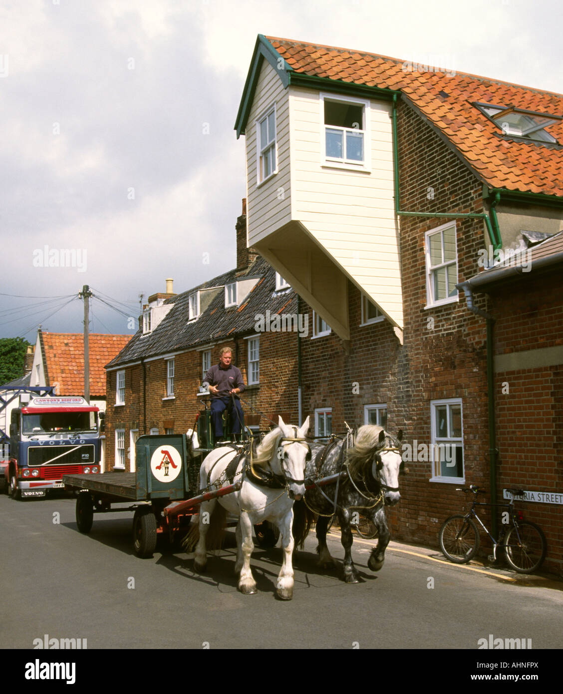 Dray beer hi-res stock photography and images - Alamy