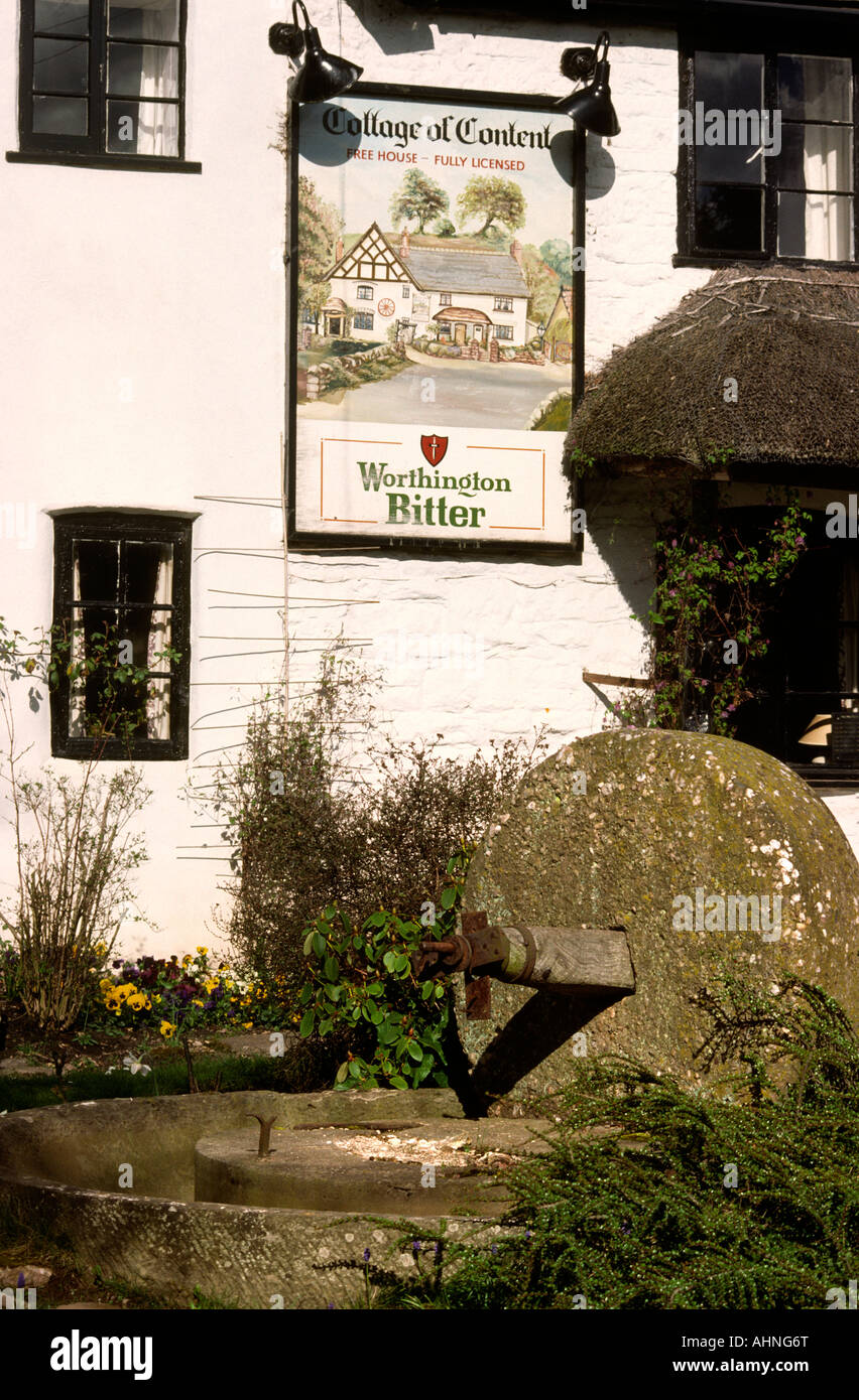 Hereford Pub Signs Carey village The Cottage of Content Stock Photo - Alamy