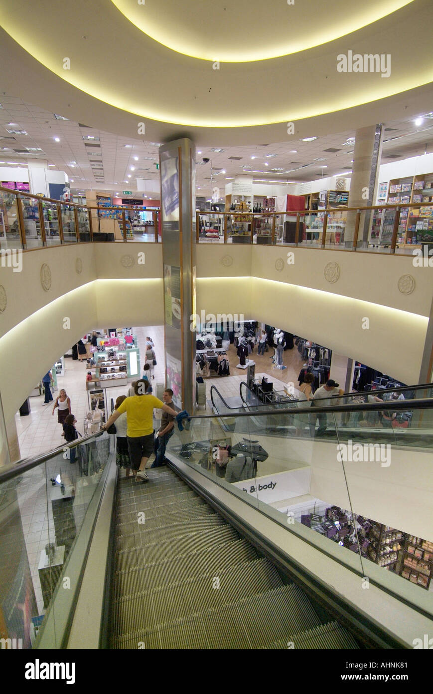 Lewis's department store hi-res stock photography and images - Alamy