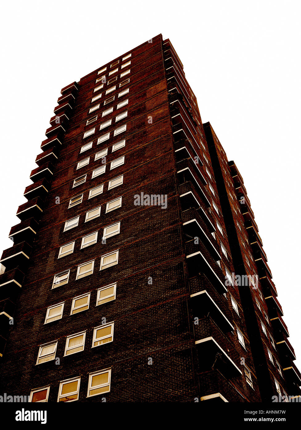 High rise council building england hi-res stock photography and images ...