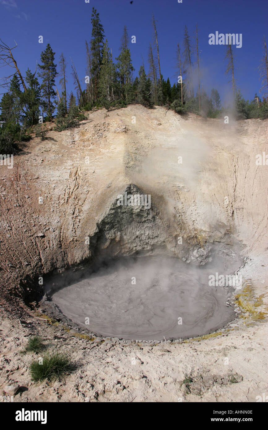 Mud volcano in Yellowstone National Park, Wyoming, USA Stock Photo - Alamy