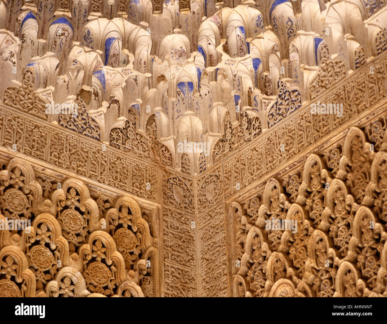 Detail of the Patio de los Leones, Alhambra Palace, Granada, Spain ...